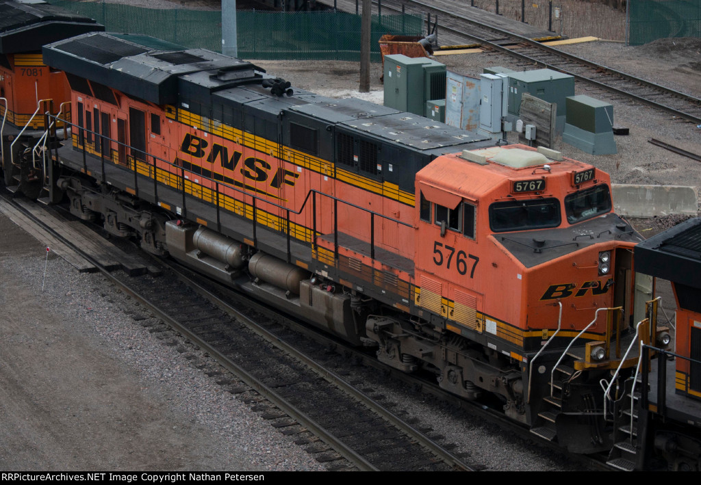 BNSF 5767